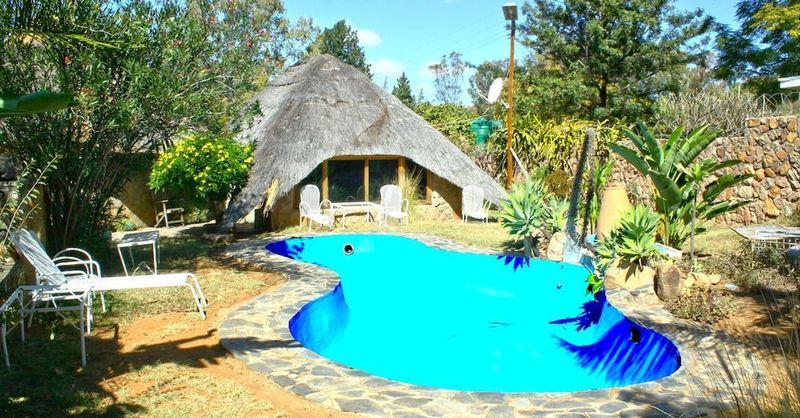 Entabeni lodge, Bulawayo: easy hotel booking on HotelFriend