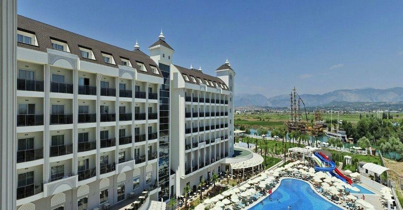 Lrs Lake & River Side Hotel & SPA: room reservation on HotelFriend