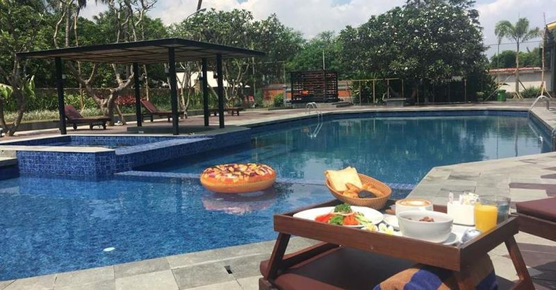 Brits Resort Lovina, Singaraja: hotel booking online on HotelFriend