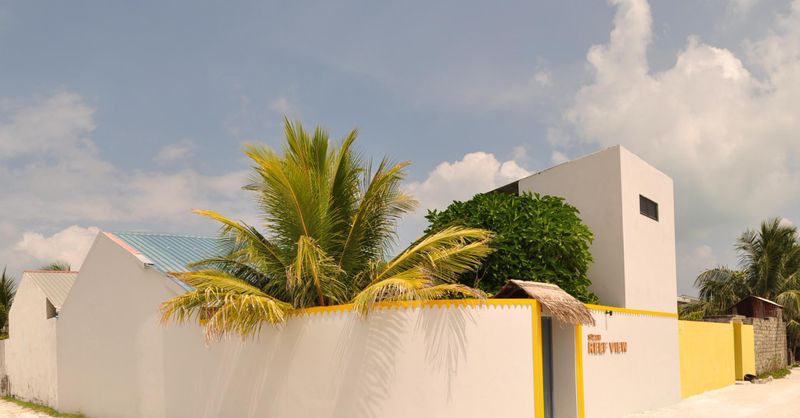 Sizam Reef View Guest House, Maldives Islands - book accommodation on ...