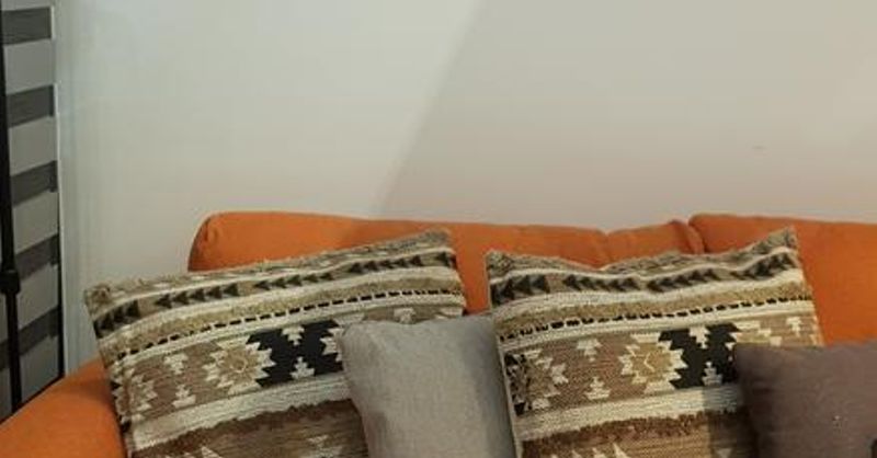 Embassy Garden Duplex- Hosted by Brown'S Abode, Oko - room reservation ...