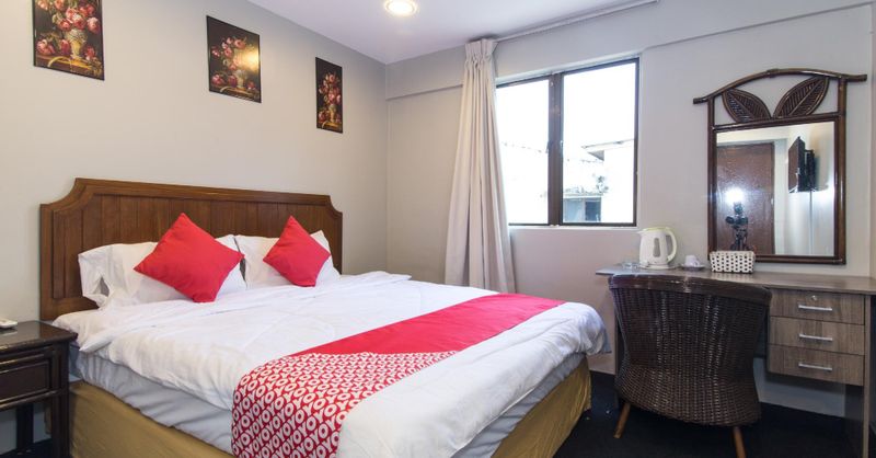 Bms Hotel, Kuala Lumpur - book top-grade hotels on HotelFriend