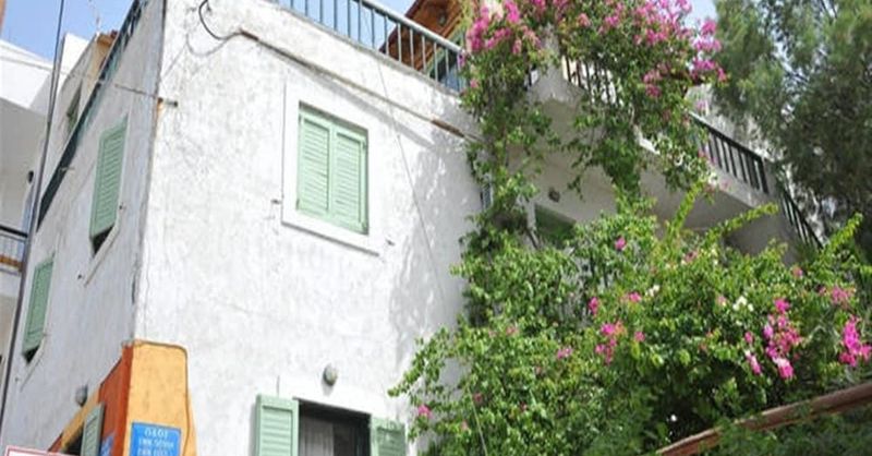 The Traditional Homes of Crete - the Apartments: room booking on ...