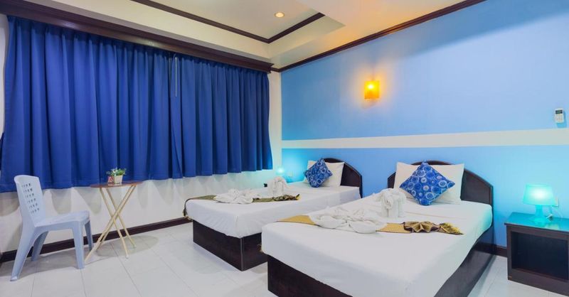Grand Orchid Inn, Patong: reserve top-quality hotels on HotelFriend