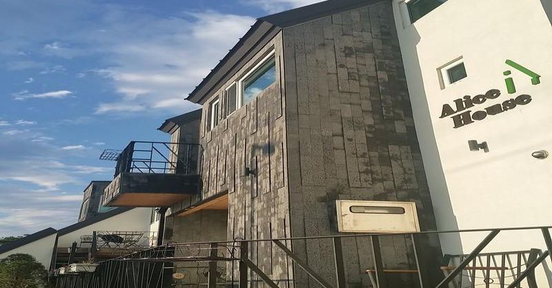 Alice House in Sokcho-si: book accommodation on HotelFriend