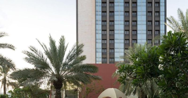 Sheraton Oman Hotel, Muscat: book accommodation on HotelFriend