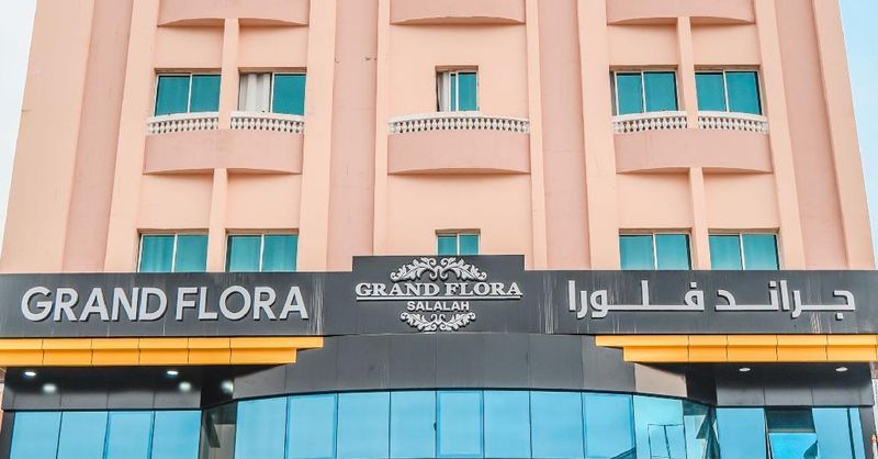 Grand Flora Hotel, Salalah - easy hotel booking on HotelFriend
