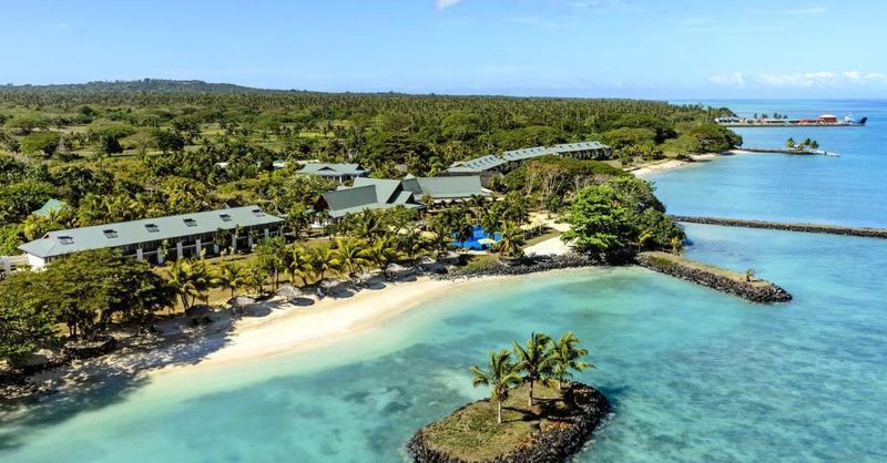 Sheraton Samoa Beach Resort in Mulifanua: book best-rated hotels on ...
