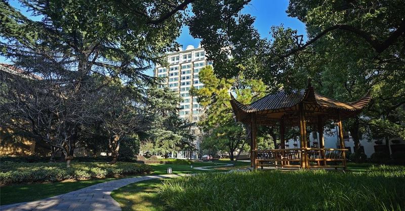 Radisson BLU Plaza Xing Guo Hotel Shanghai: book accommodation on ...