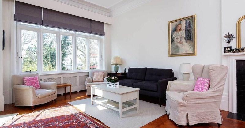 Aubrey Lodge, London: reserve top-grade hotels on HotelFriend