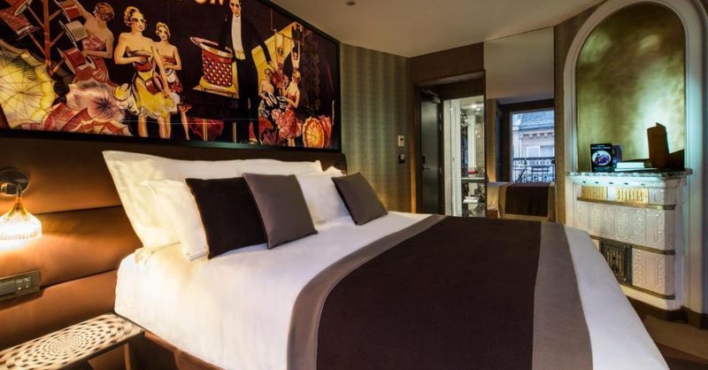 Hotel Splendor Elysées in Paris: easy hotel booking on HotelFriend