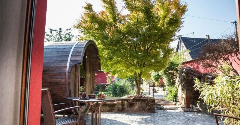 Auberge Au Boeuf, Sessenheim: reserve top rated hotels on HotelFriend