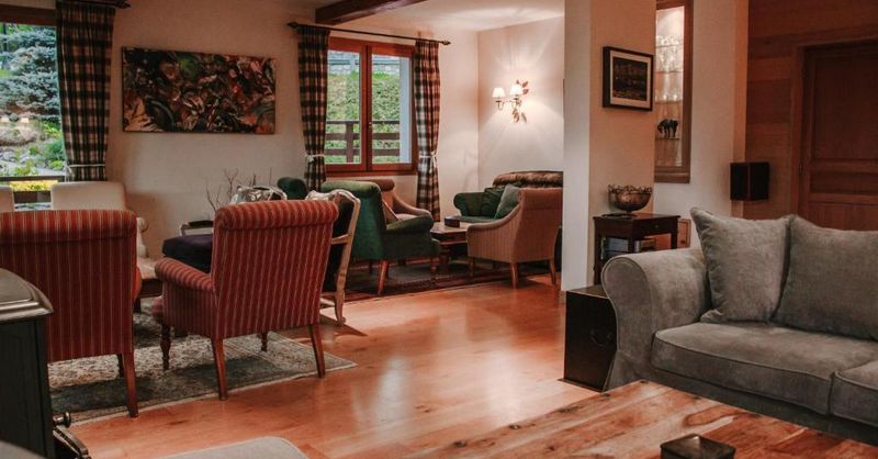 Chalet Saskia - Self Catered in Vaujany - book the finest hotels on ...