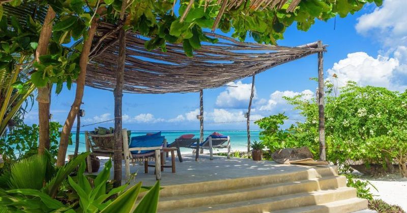 Maji Lodge in Matemwe: reserve the finest hotels on HotelFriend