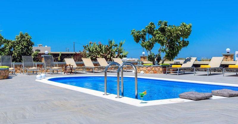 Monolithia sea side traditional houses: rooms and photos on HotelFriend