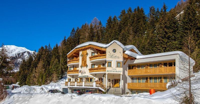 Hotel Landhaus Paradies in Spiss: reserve the best hotels on HotelFriend