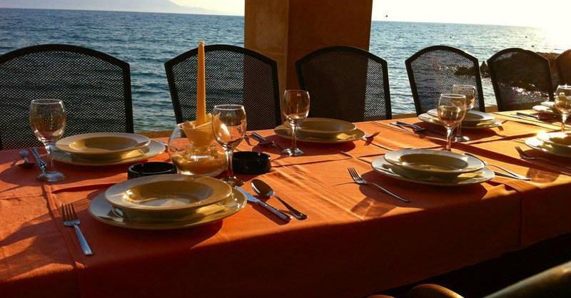 Hotel Riva, Brist: photos and rooms on HotelFriend